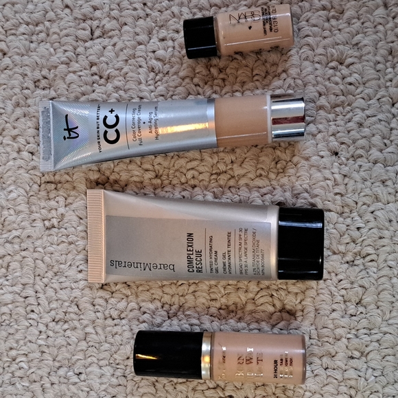 Makeup | Smallmini Foundation Bundle | Poshmark